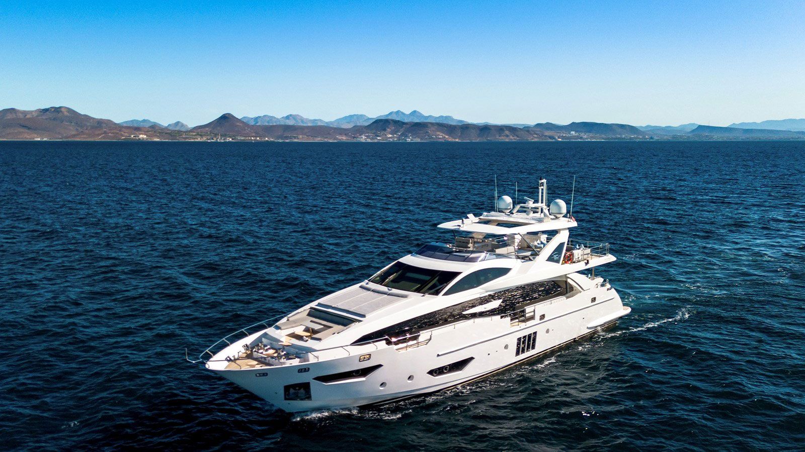 $500k price drop announced on 29m Azimut motor yacht Indigo